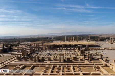 Persepolis: Khan Academy, Persepolis Historical Facts and Pictures ...